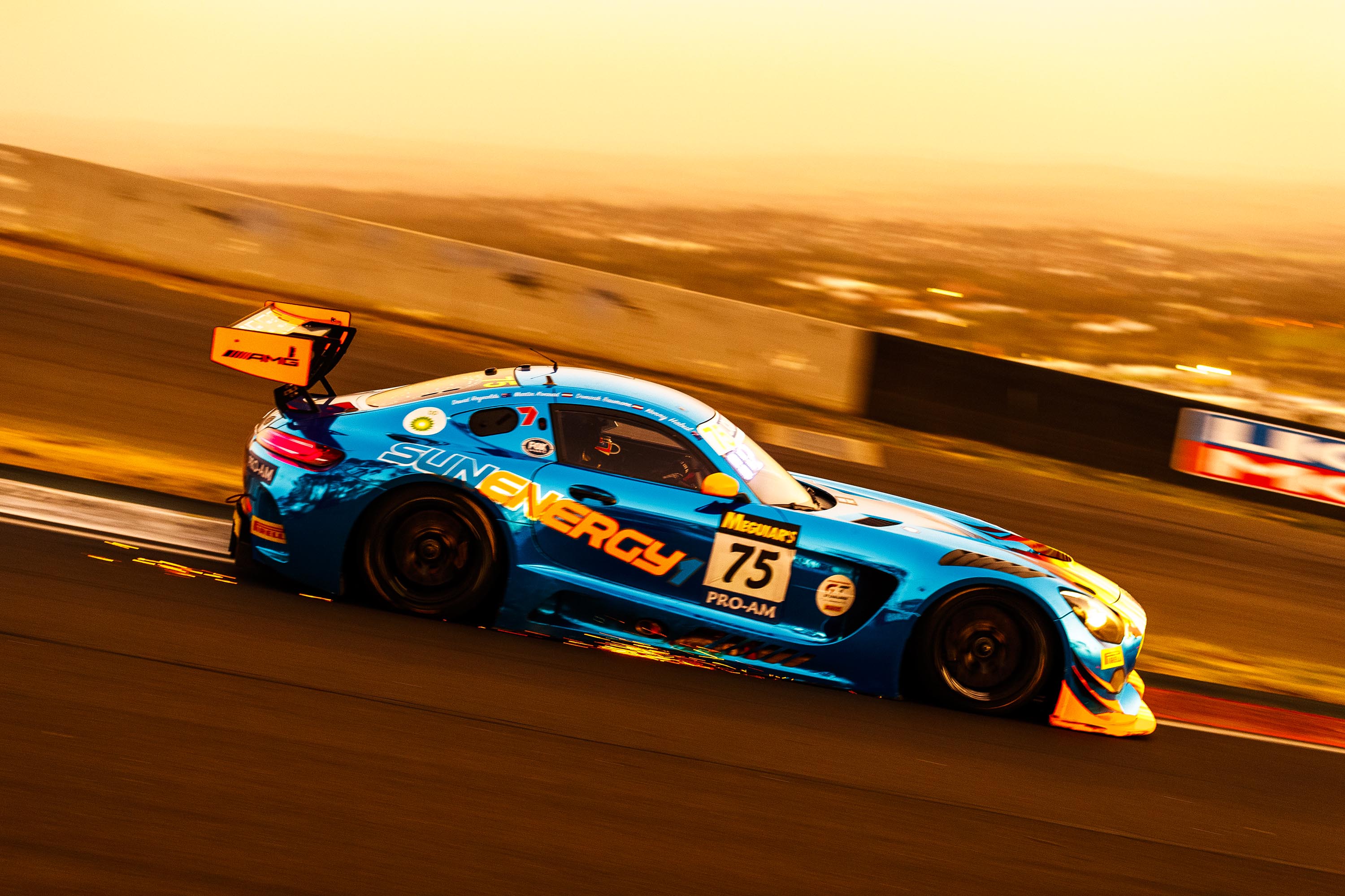 12H Bathurst : SunEnergy1 Racing avec Jules Gounon - Endurance Info