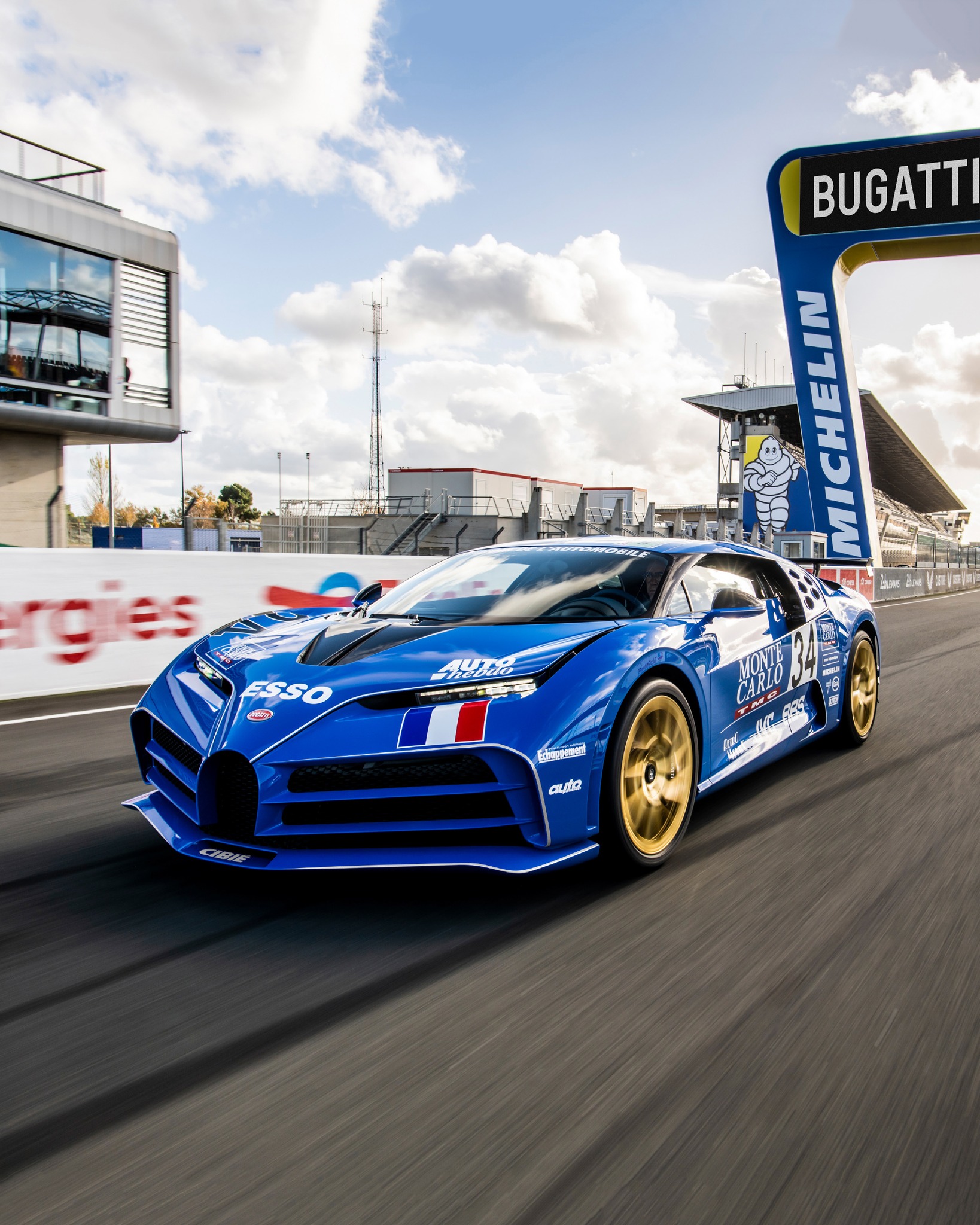 La livrée de la Bugatti EB110 S de 1994 sur une Centodieci - Endurance Info