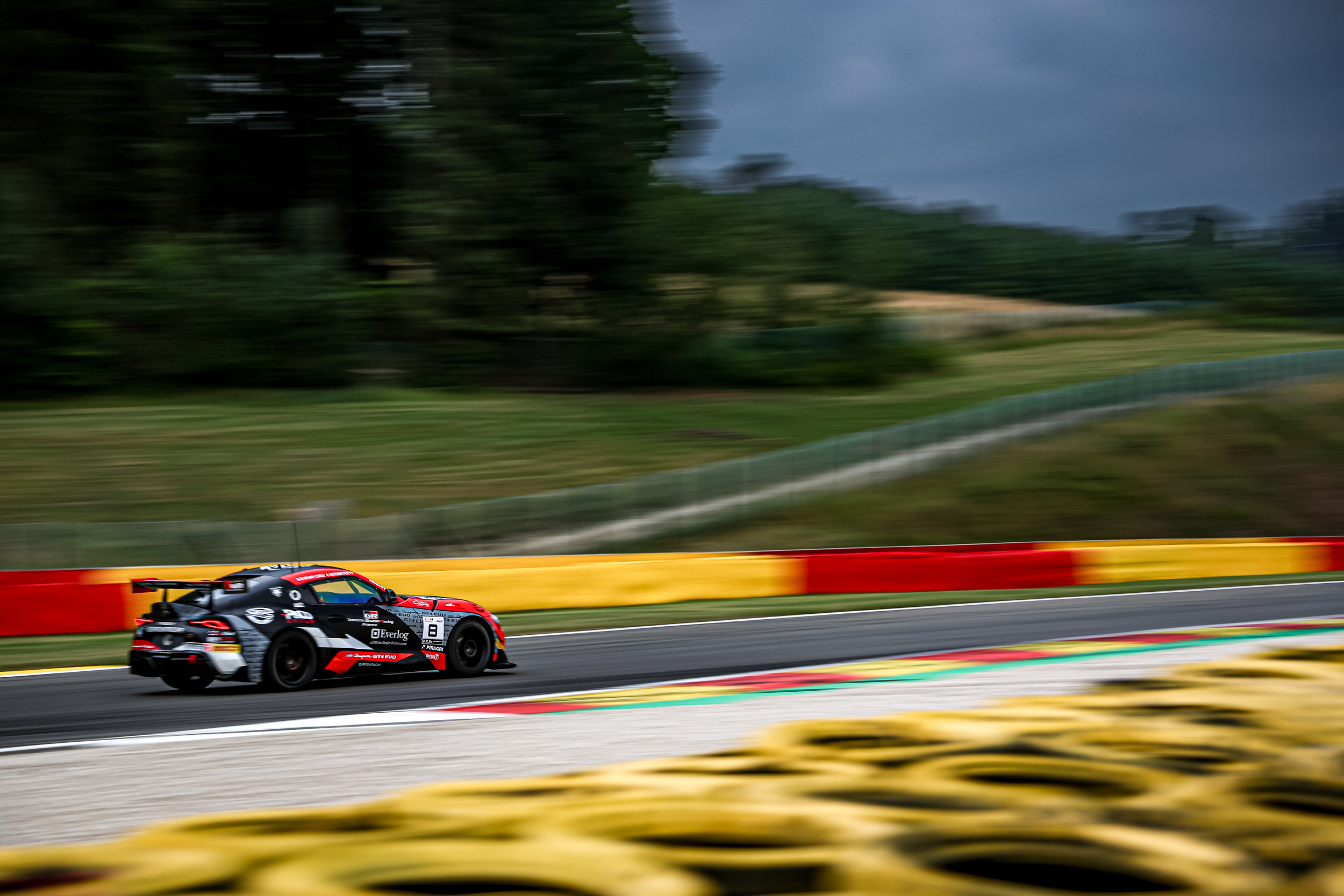 Xwift Racing Events s'impose sous la pluie de Spa en course 2 ...