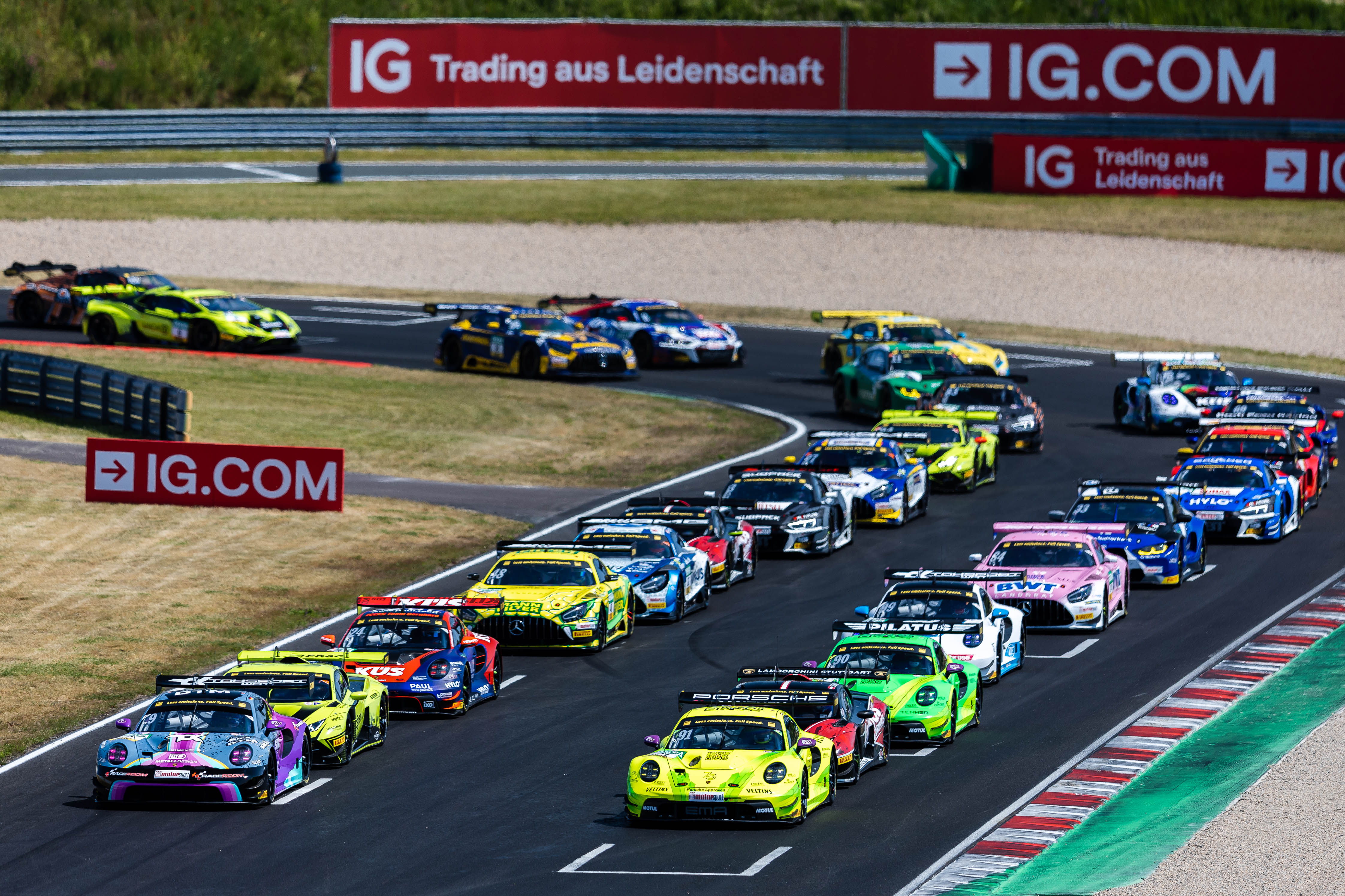 Les directs vidéo du dimanche 22 octobre (DTM, ADAC GT, GT Open ...