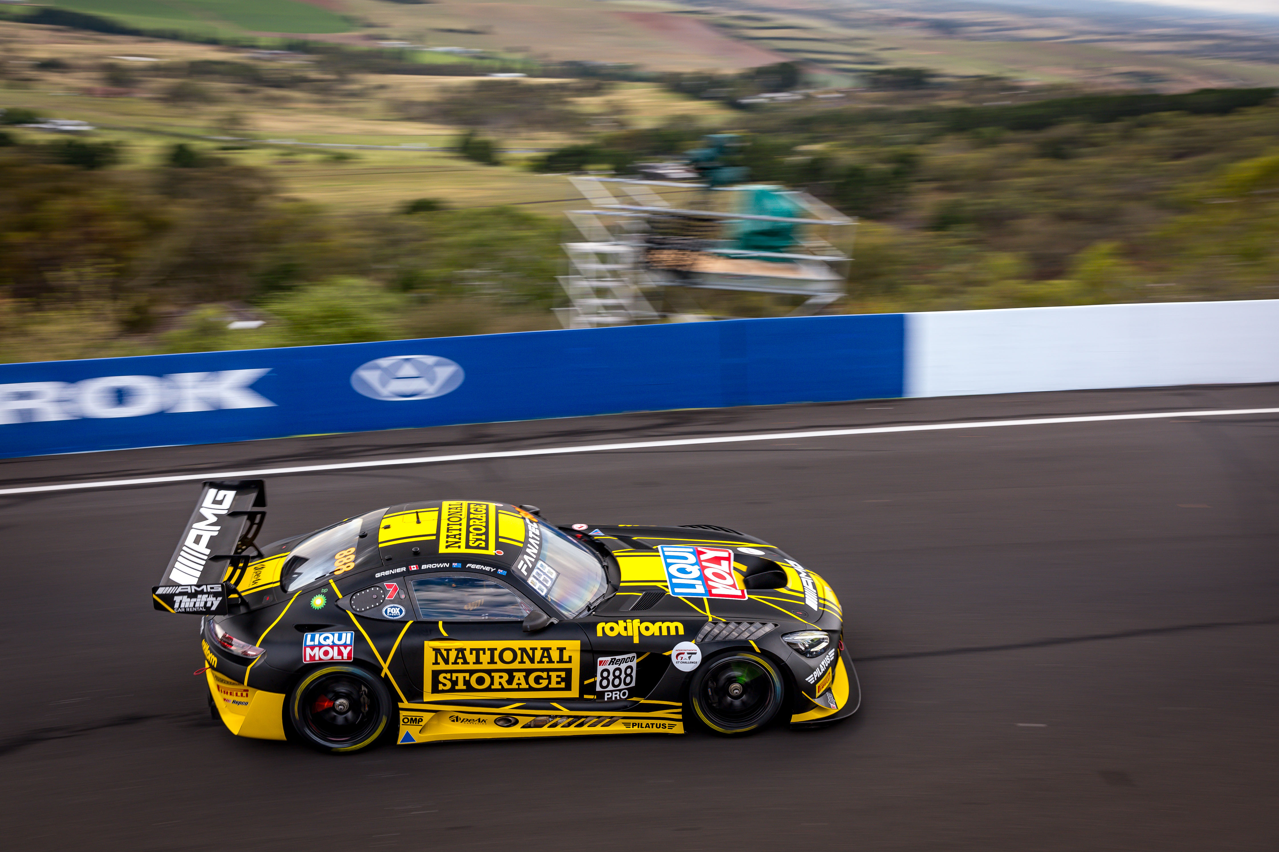 12H Bathurst - Feeney et Mercedes en pole provisoire avant le Shootout ...