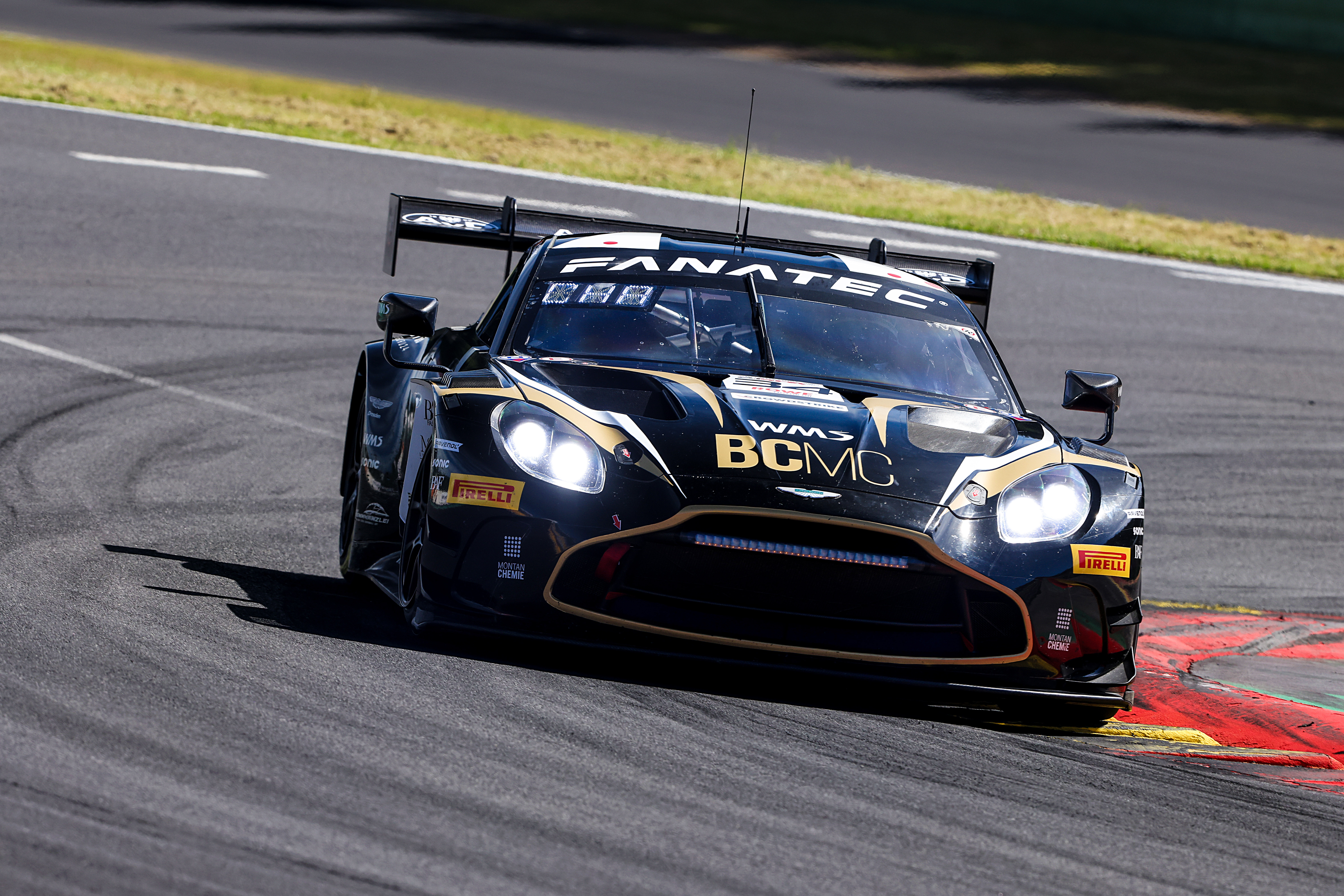 24 H. de Spa - Walkenhorst Motorsport dépose réclamation sur la ...