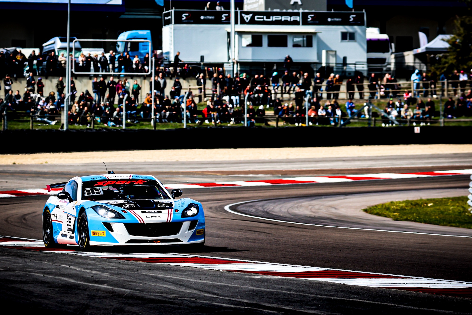 FFSA GT - Hugo Bac et Hugo Mogica (Ginetta - CMR) doublent la mise à ...