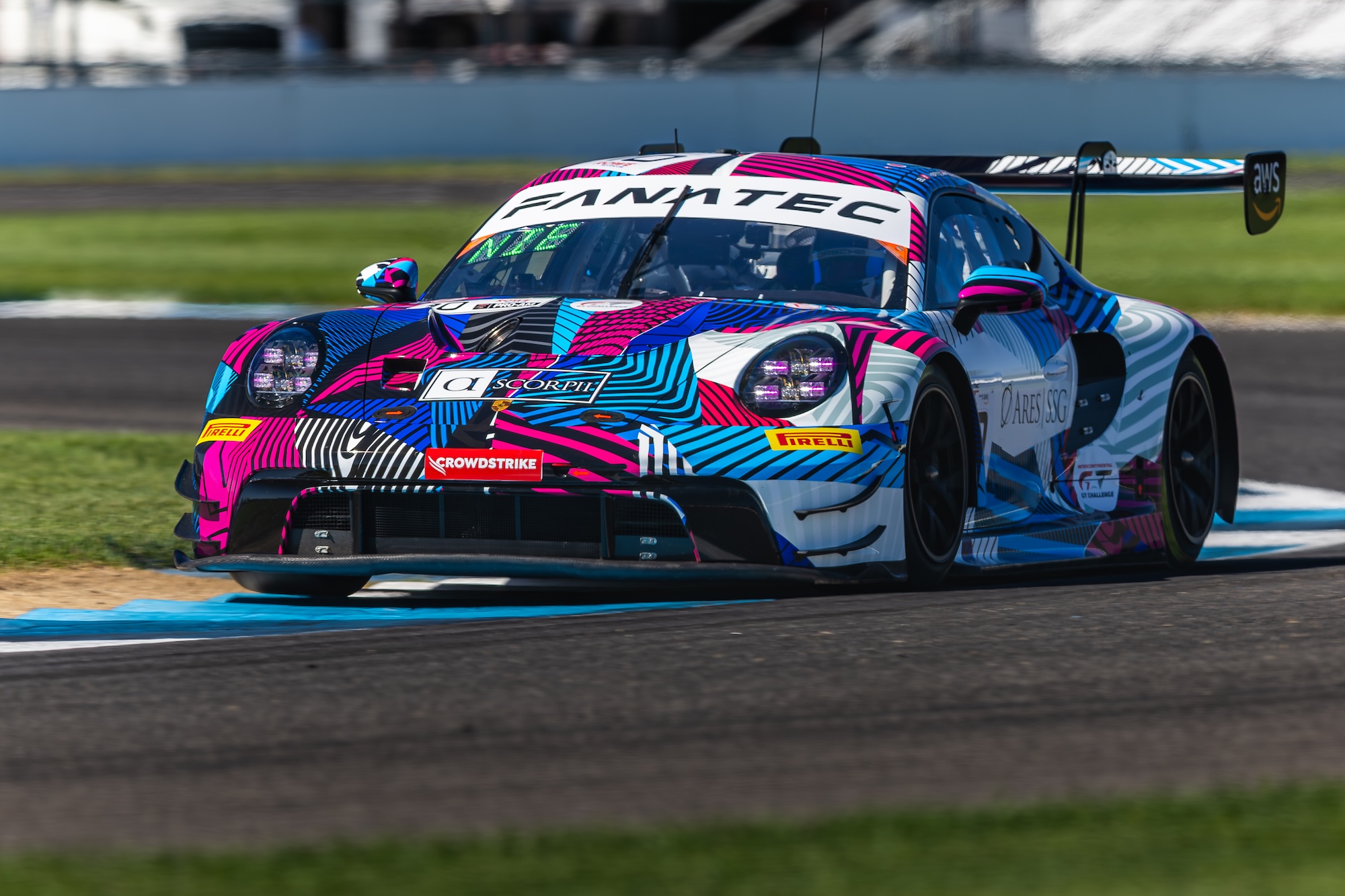 IGTC - Patric Niederhauser (Porsche - Herberth) en pole des 8 H. d ...
