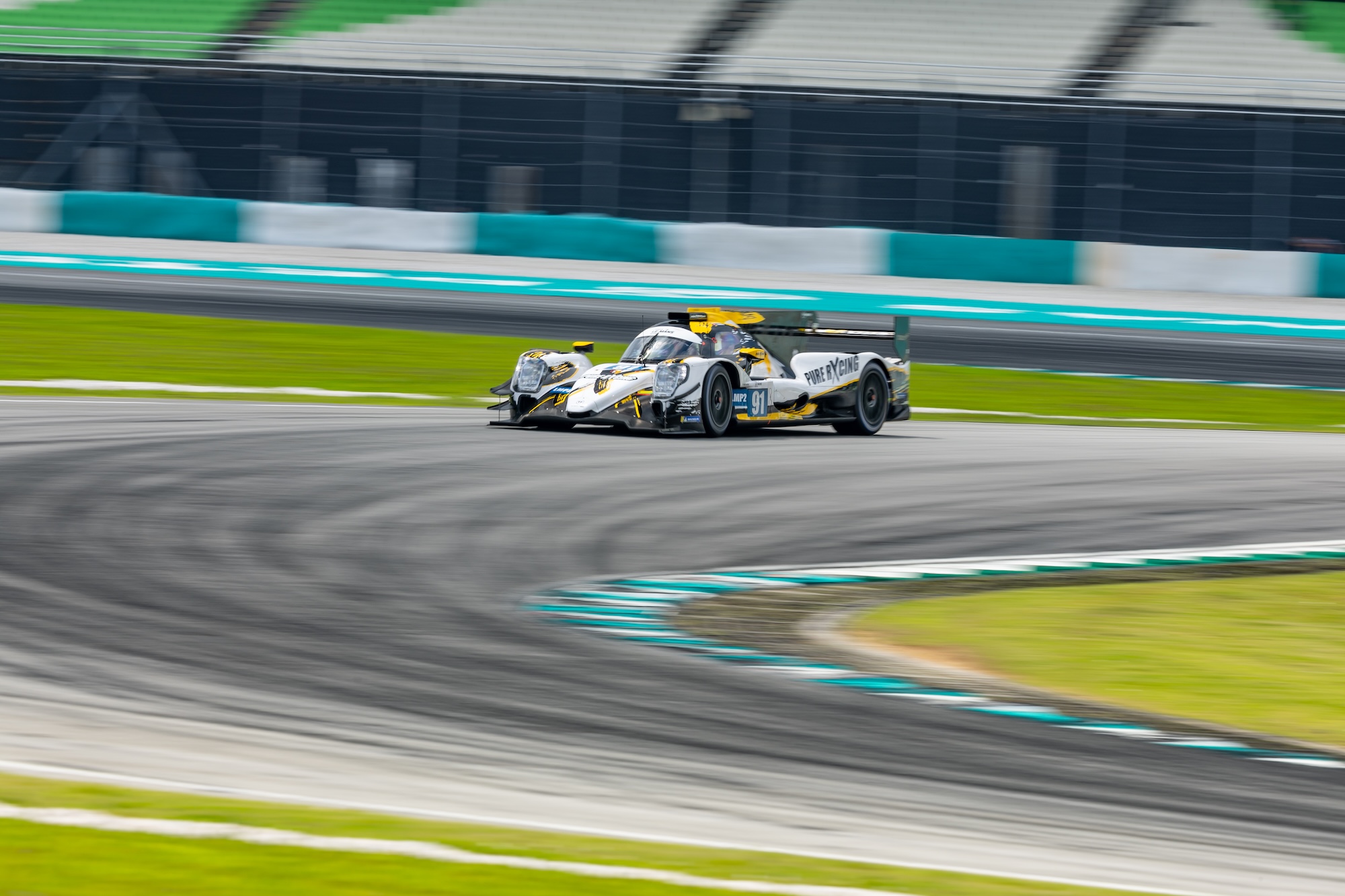 47 voitures attendues à Dubaï, Andlauer chez Pure Rxcing - Endurance Info