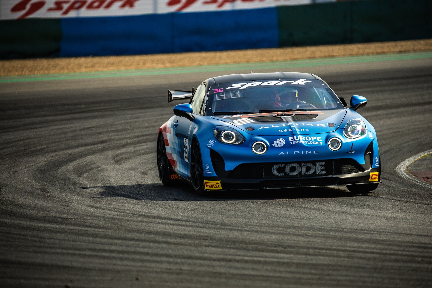 Code Racing Development et CMR trustent les poles à Magny-Cours ...