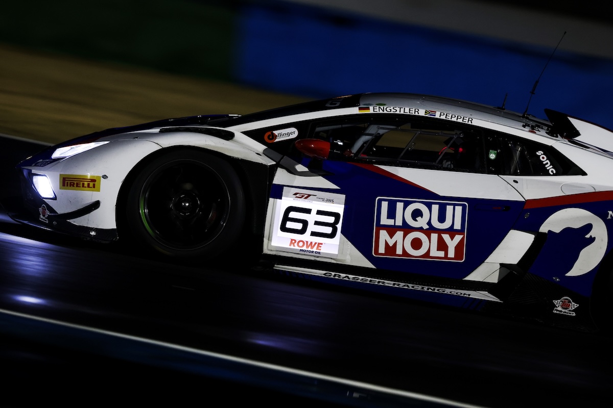 Jordan Pepper offre sa première victoire à Lamborghini en Sprint Cup ...