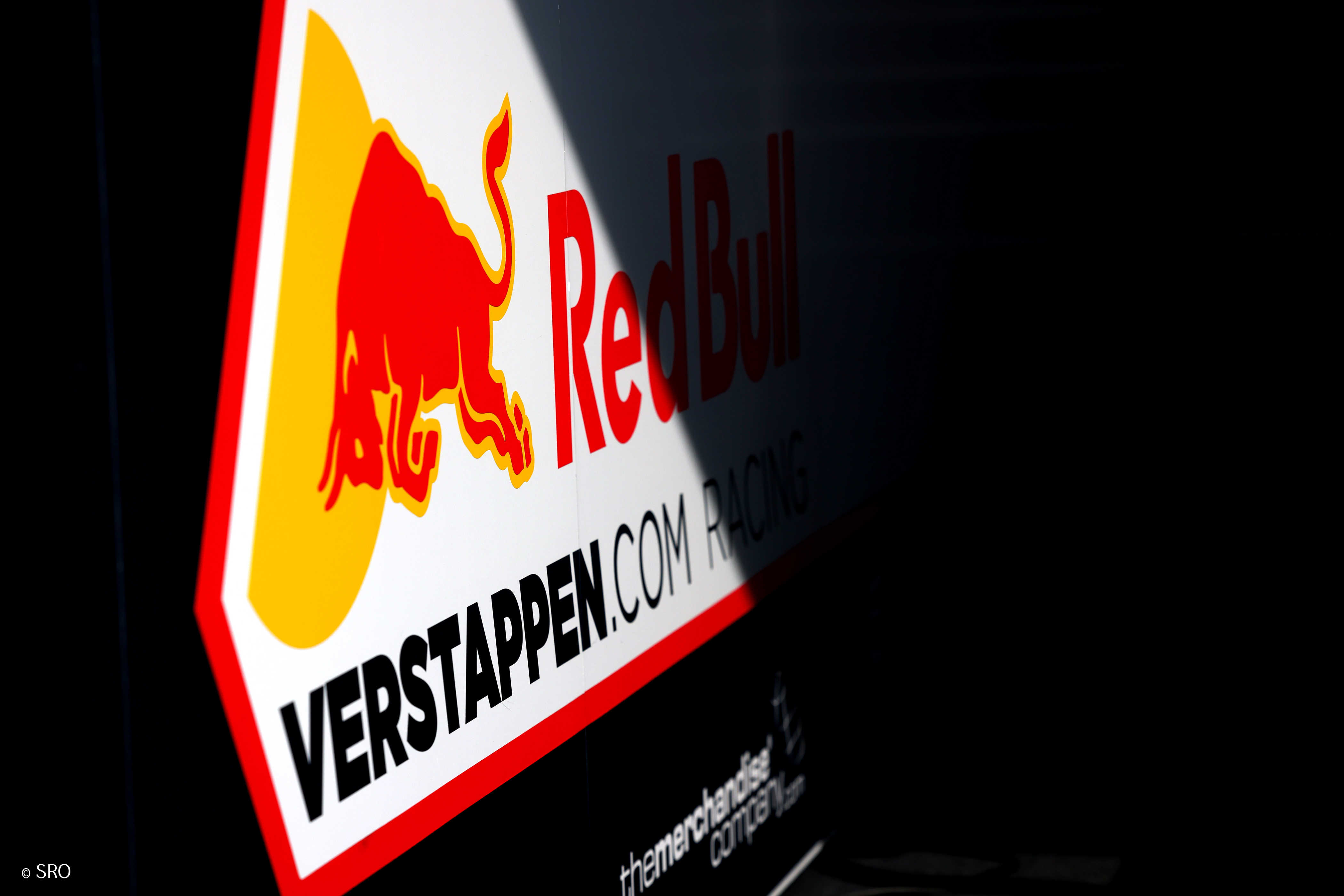 Max Verstappen et Verstappen.com vers Mercedes-AMG en 2026 ...
