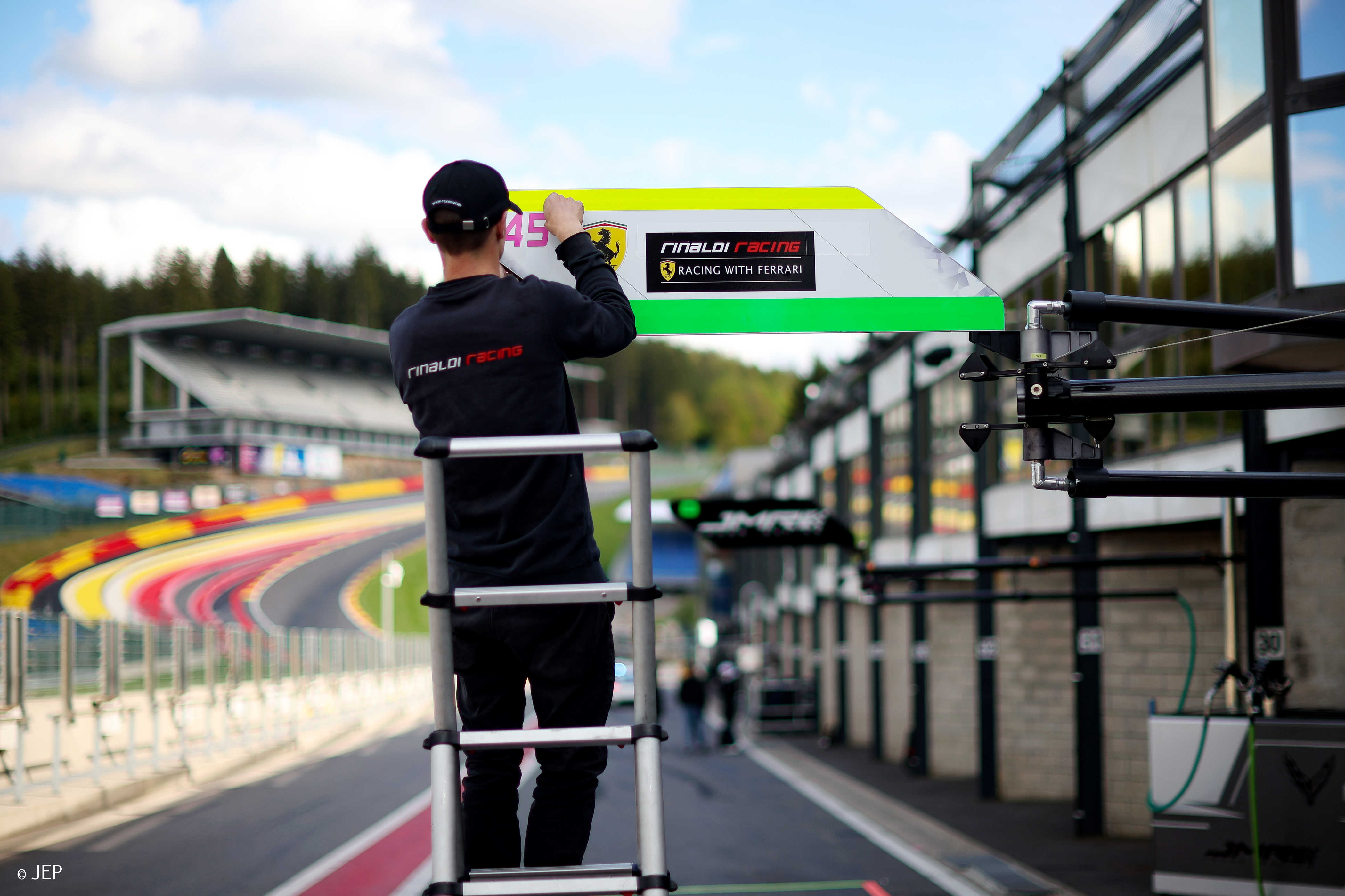 24H Spa - Stands F1 ou stands Endurance ? - Endurance Info