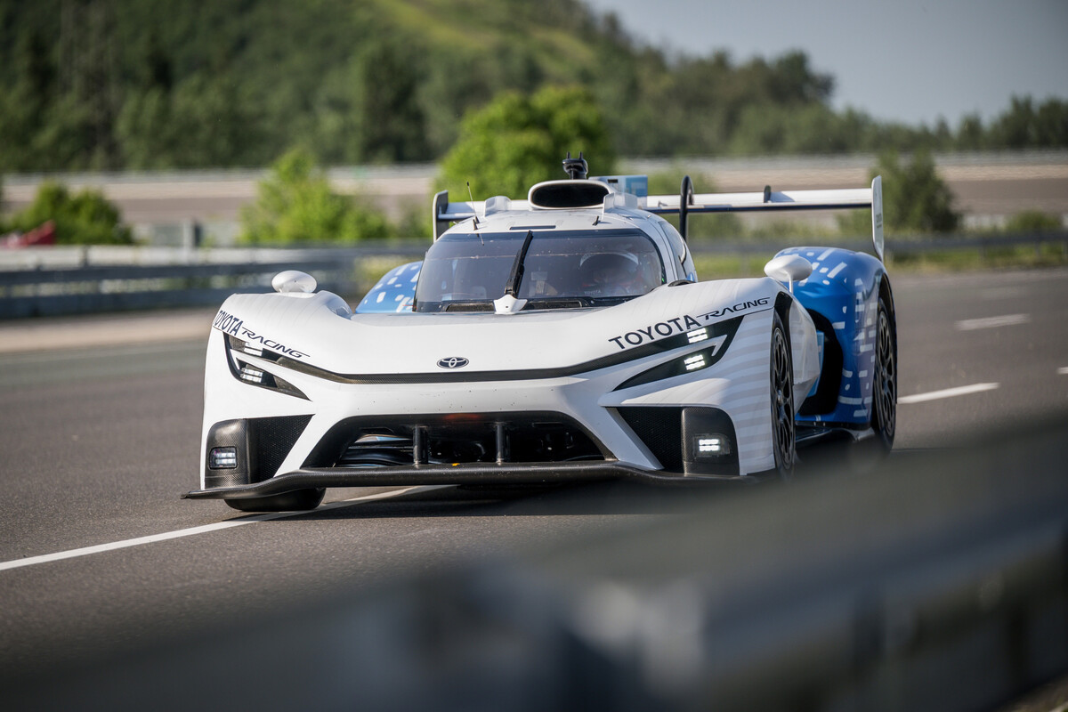 Le concept Toyota TR LH2 Racing en piste au Mans - Endurance Info
