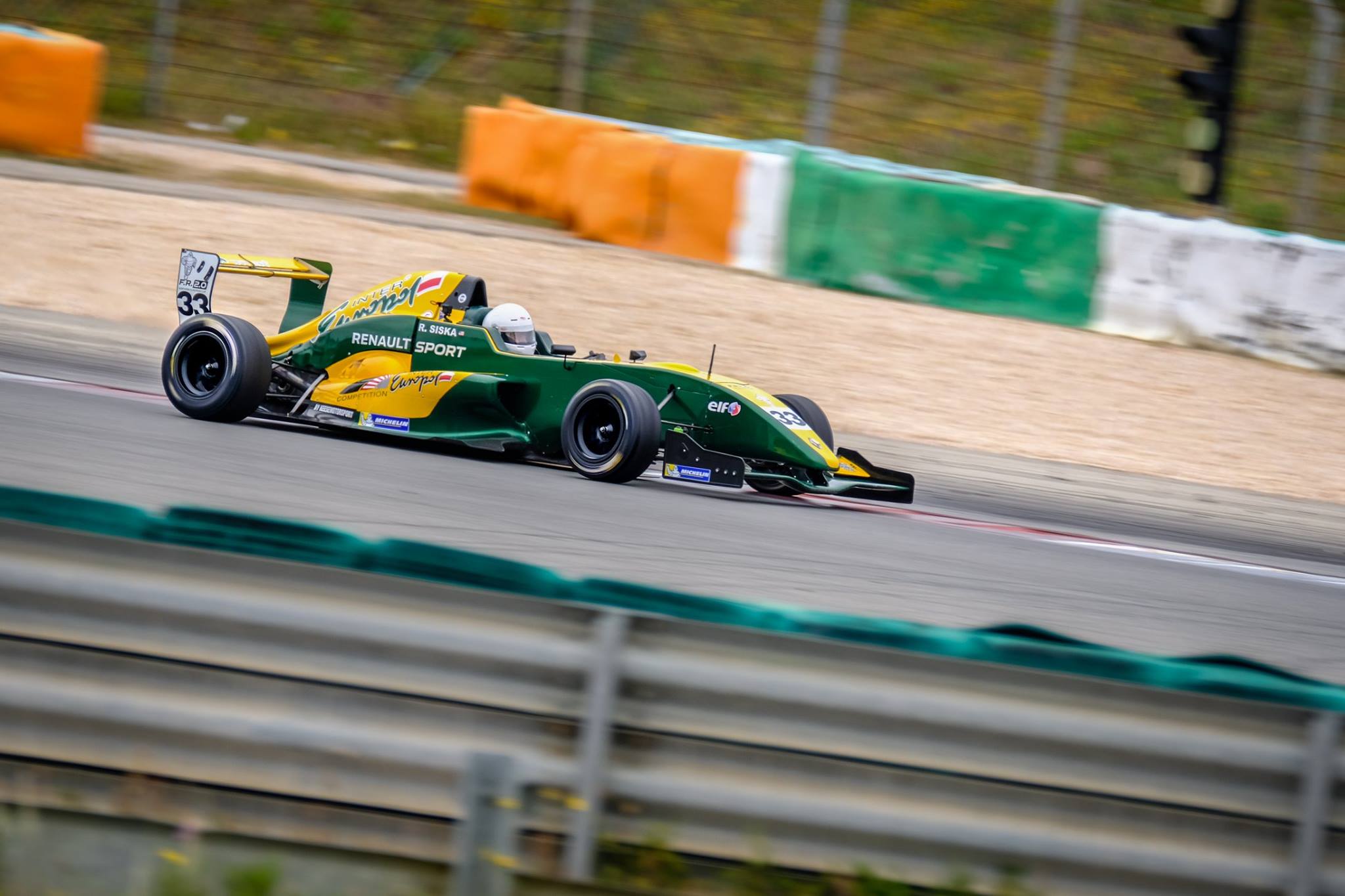 Robert Siska, 74 ans et toujours prêt à battre les plus jeunes ...
