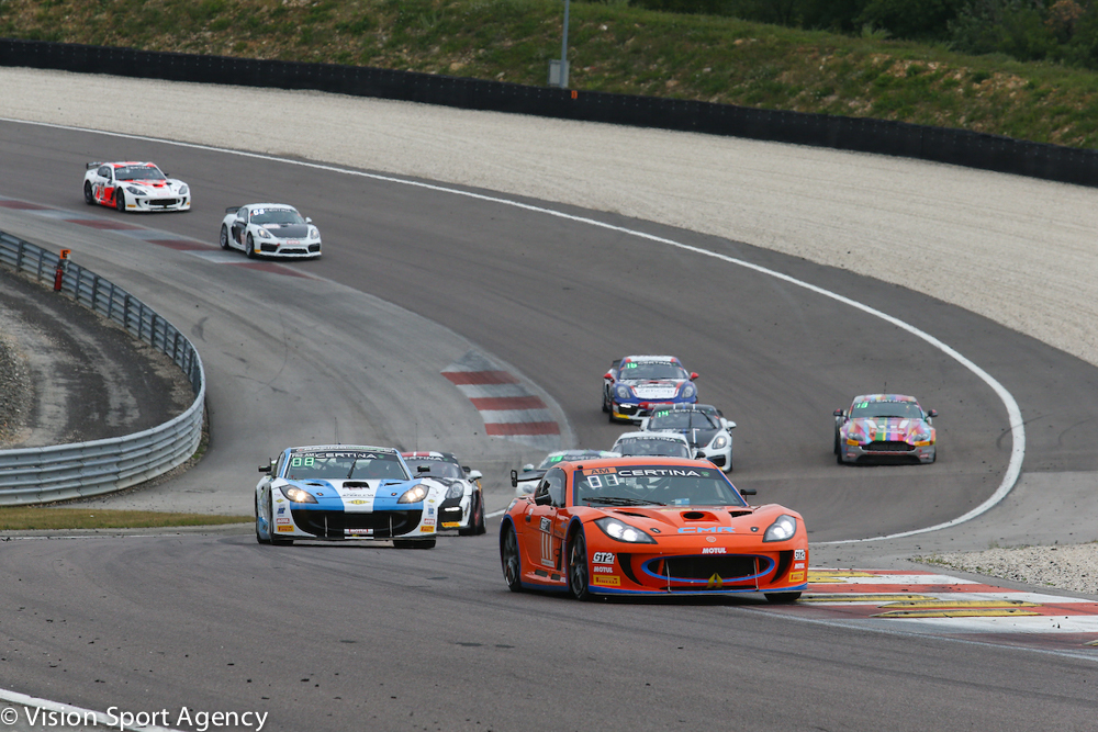 Dijon, Course 2 : Stéphane Tribaudini (CMR) impérial de bout en bout ...