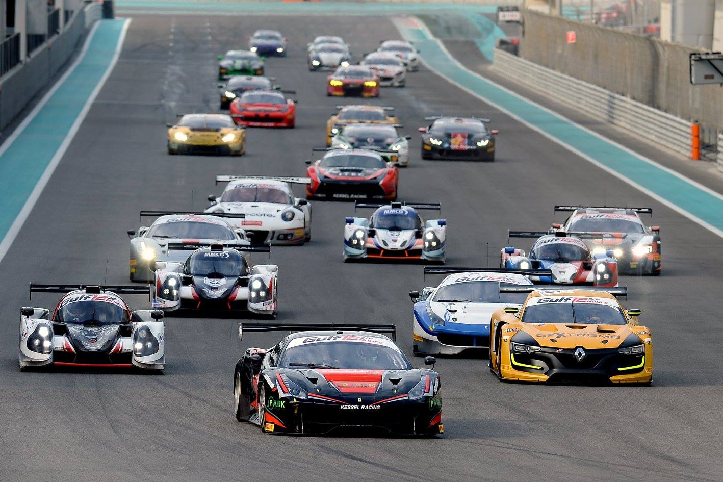 Un bon mix LM P3/GT attendu en décembre à Yas Marina - Endurance Info