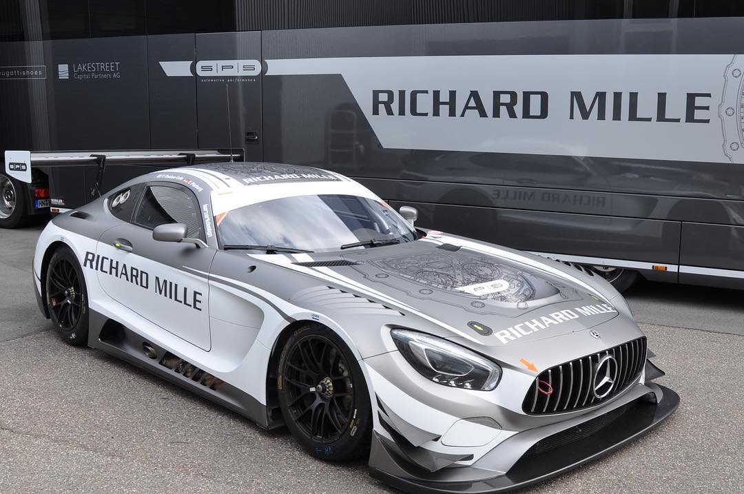 La Mercedes-AMG GT3/SPS automotive-performance change de livrée ...