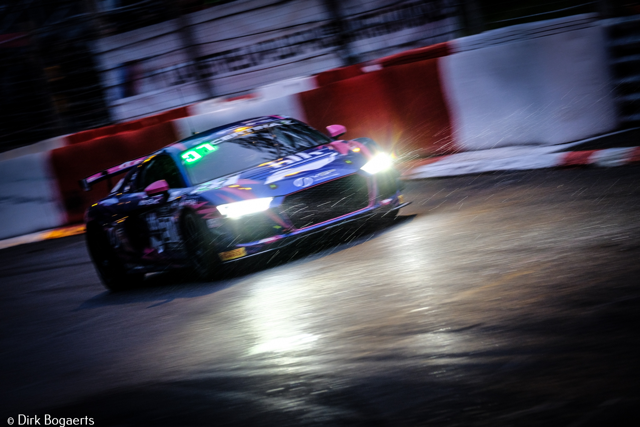 Pau, Course 1 : IMSA Performance et AGS Events se jouent de la météo ...