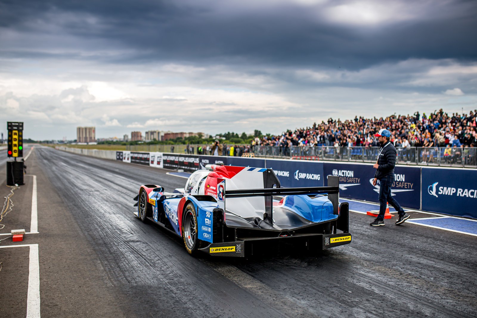 Insolite : la BR01/SMP Racing en drag racing - Endurance Info