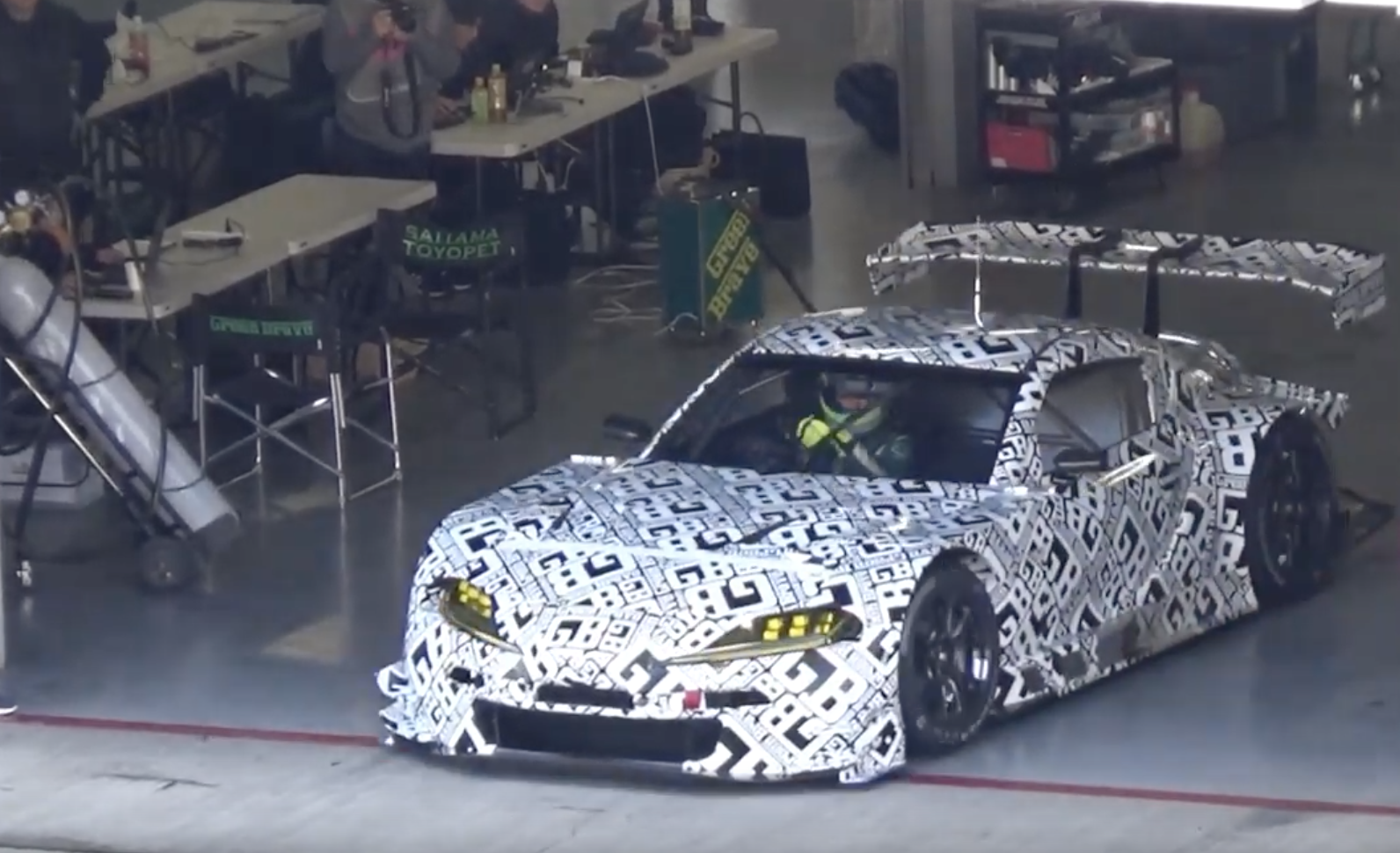 Vidéo : la Toyota Supra GT300 'JAF' prend la piste à Fuji - Endurance Info
