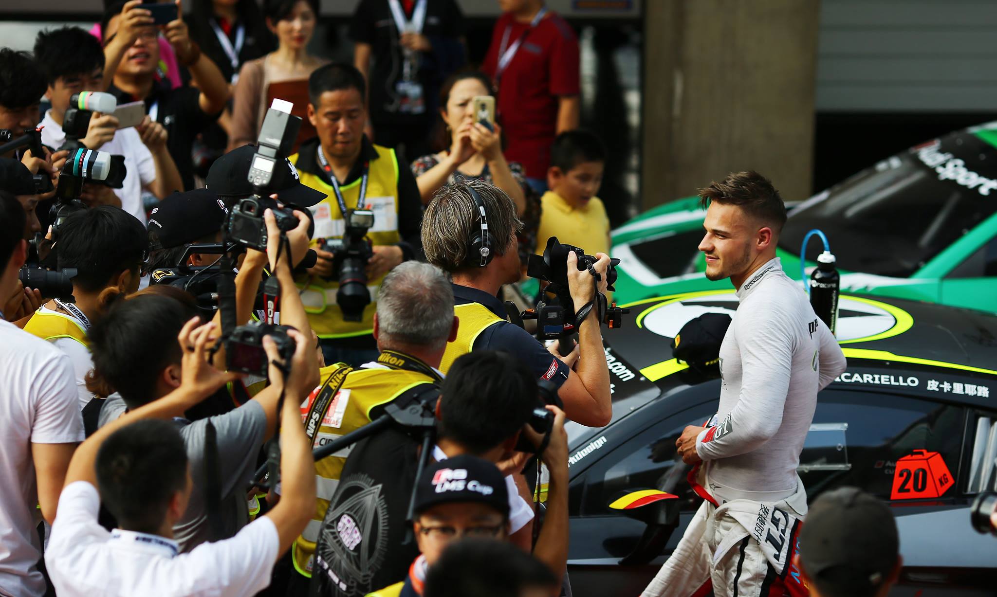 Alessio Picariello soutenu par Porsche Motorsport Asia Pacific ...
