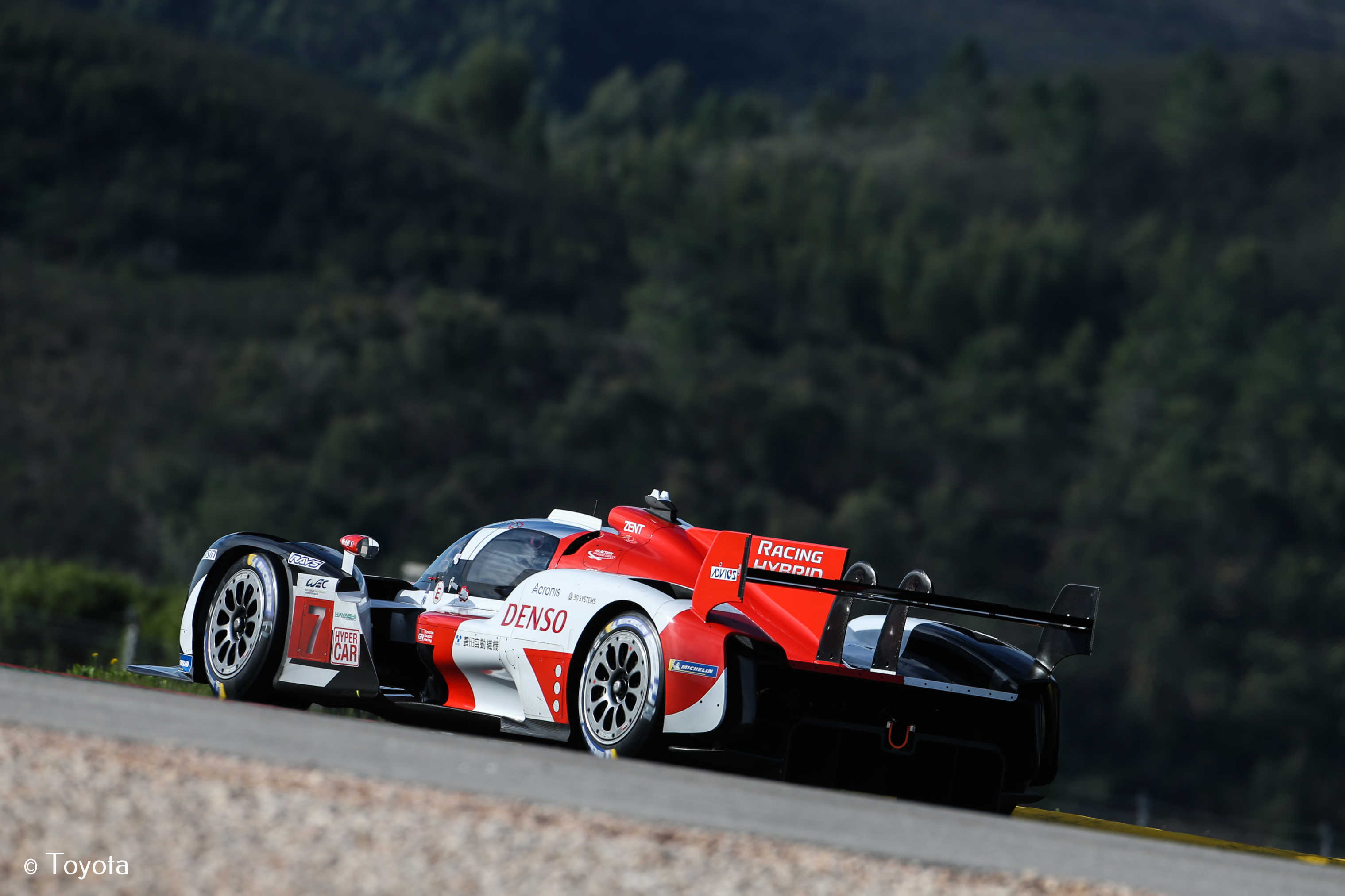 Vidéo : présentation de la Toyota GR010 Hybrid (en anglais) - Endurance ...