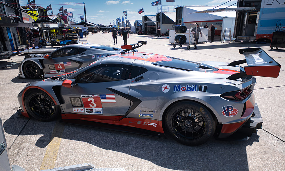 Quelques photos supplémentaires de la nouvelle livrée des Corvette ...