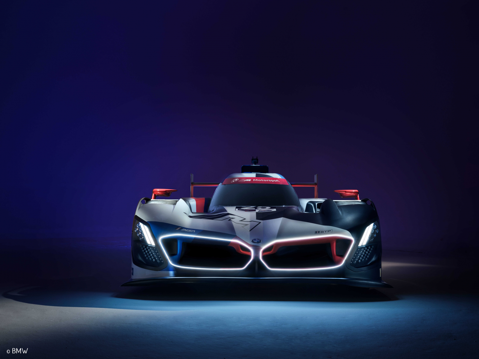 BMW M Team RLL dévoile la livrée de ses M Hybrid V8 LMDh - Endurance Info