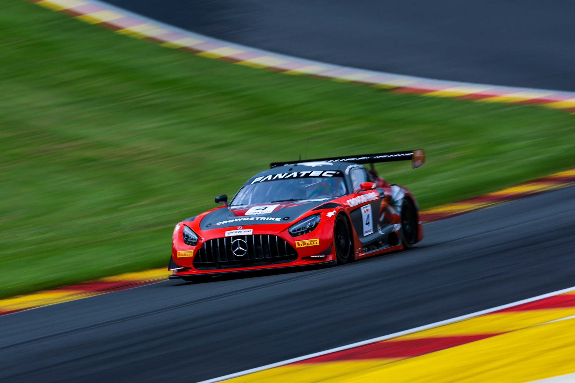 Quinze Mercedes-AMG GT3 au départ des 24H de Spa - Endurance Info